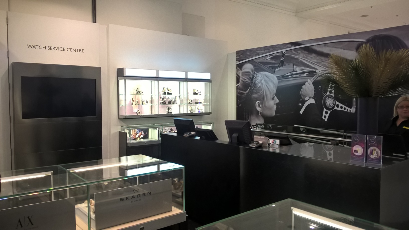Henry London launches in Selfridges - WatchPro USA