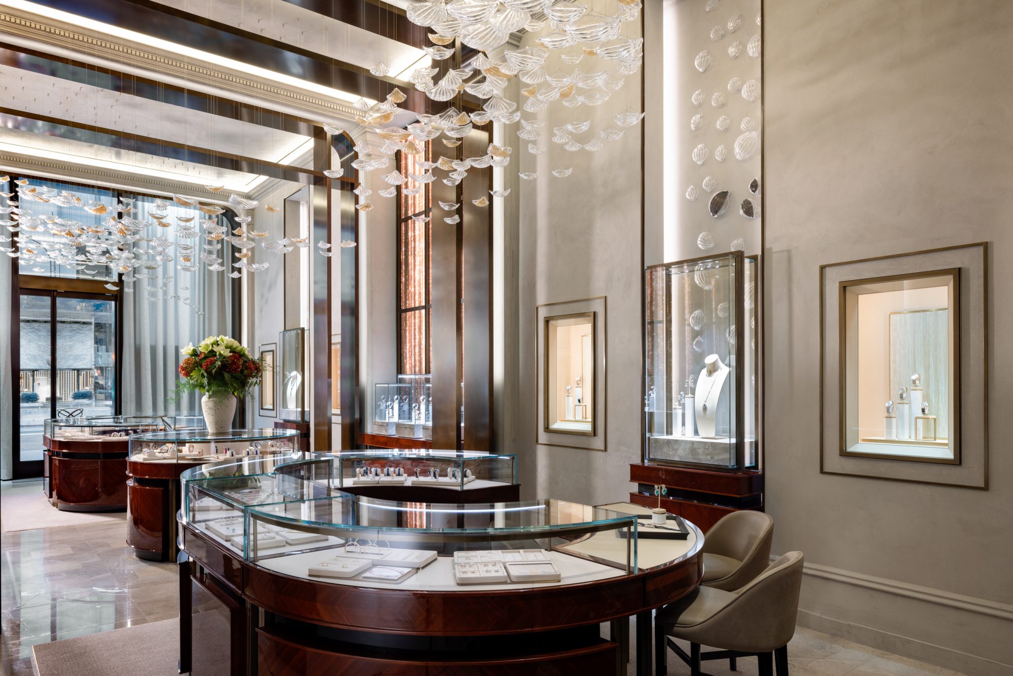 Chopard opens flagship showroom on New York's 5th Avenue - WATCHPRO USA